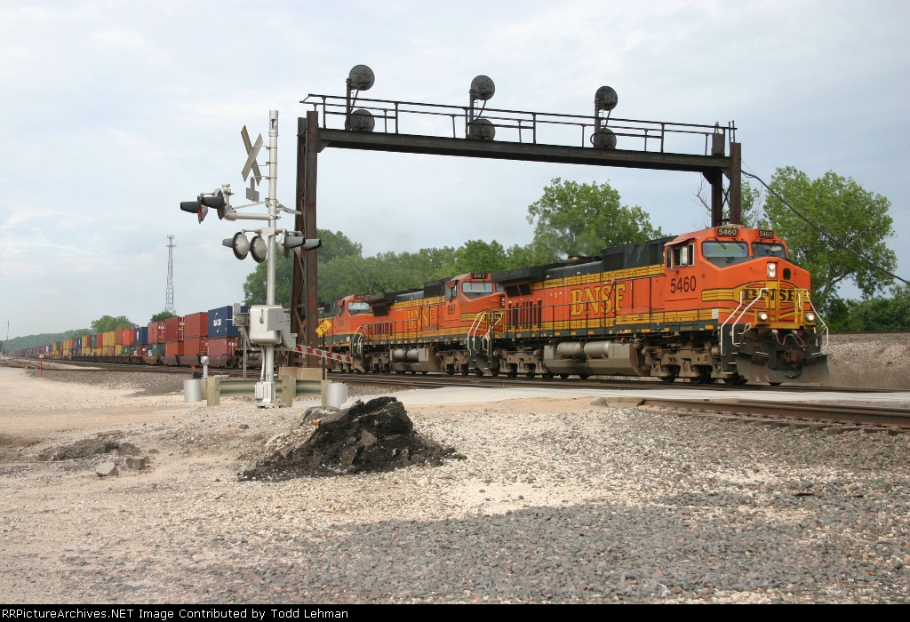 BNSF 5460